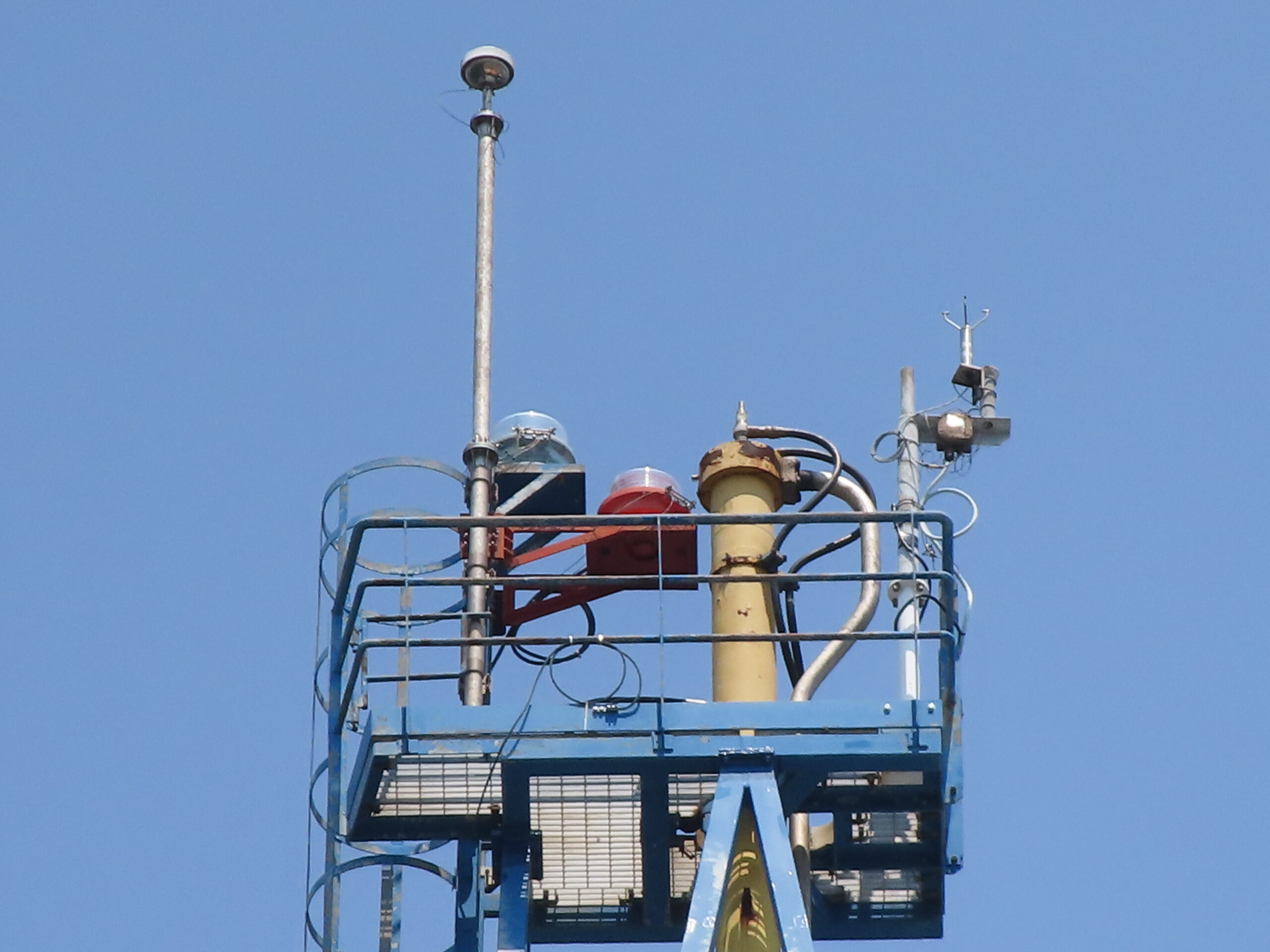 [科学調査]PDCEの設置後、減少した印象はあります。-国立研究開発法人海洋研究開発機構 ”JAMSTEC”研究プラットフォーム運用部門 様 – 落雷抑制システムズ